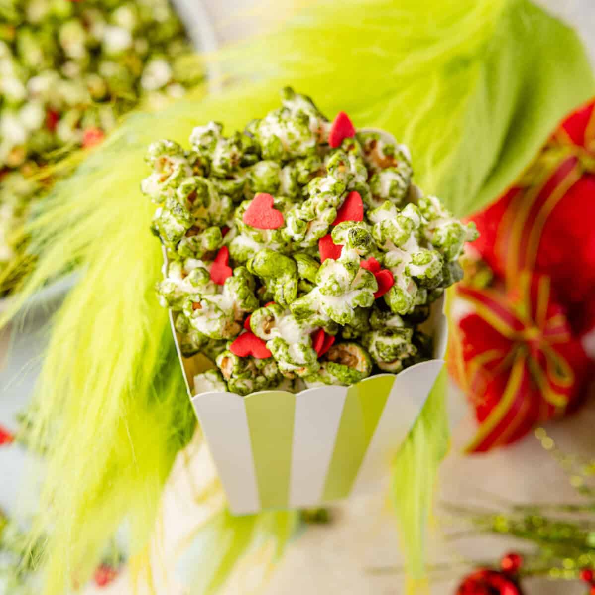 Grinch Popcorn - The Chaotic Table
